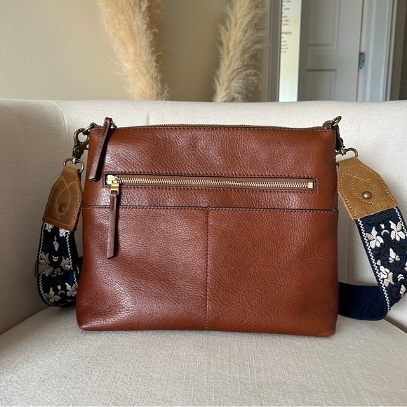 Fossil | Bags | Fossil Fiona Leather Bag | Poshmark